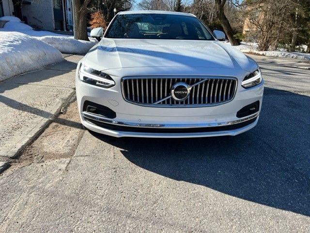 LeaseBusters - 2022 Volvo S90 B6 AWD Inscription