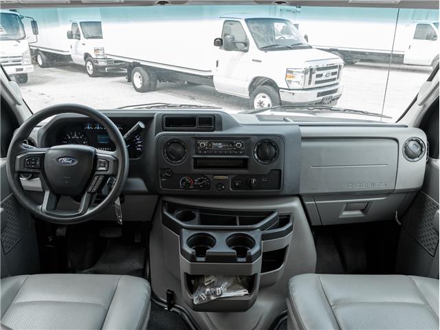 LeaseBusters - 2022 Ford E-Series Cutaway E-450 DRW 176" WB